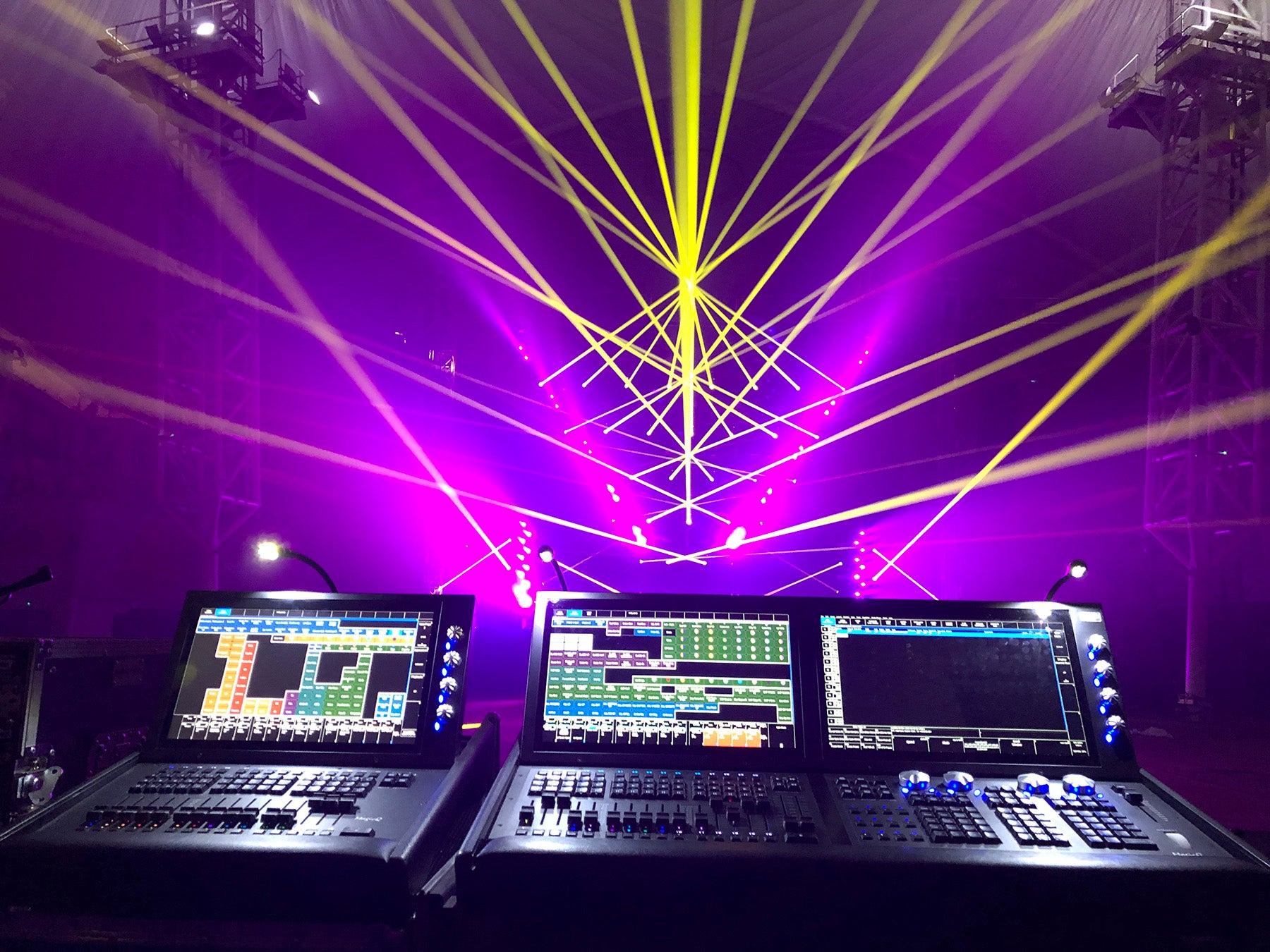 Simon Horn Creates Unique Looks At Cream Weekender With MagicQ MQ500 ...